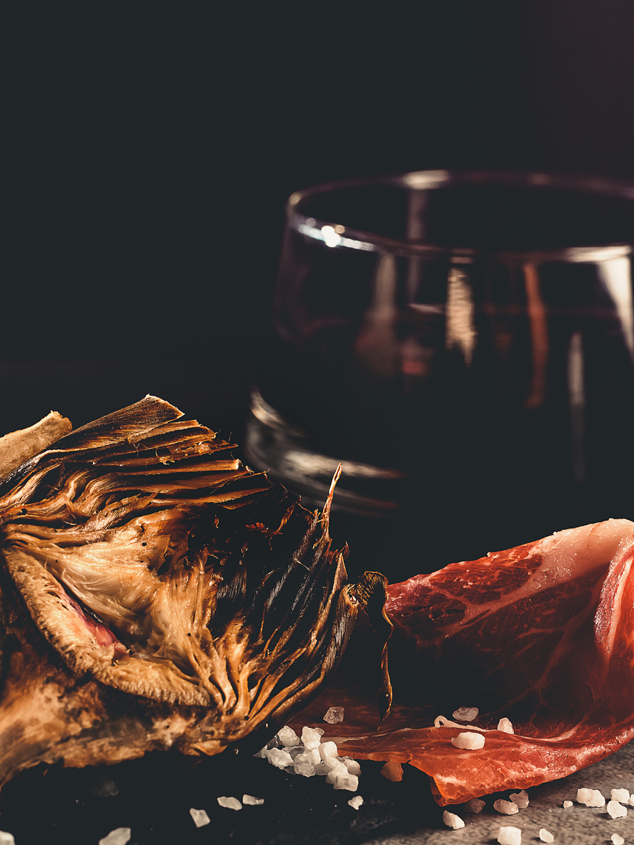 What Wine Did the Romans Drink: A Glimpse Into History